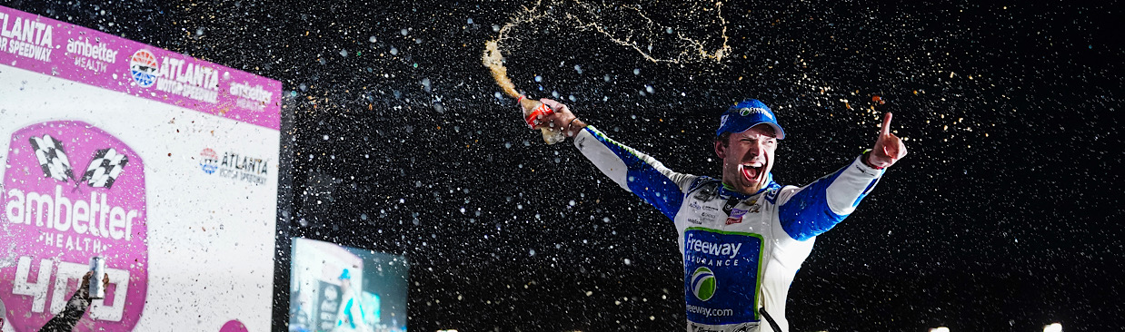 Suárez Wins Thrilling Race at Atlanta - Daniel Suárez